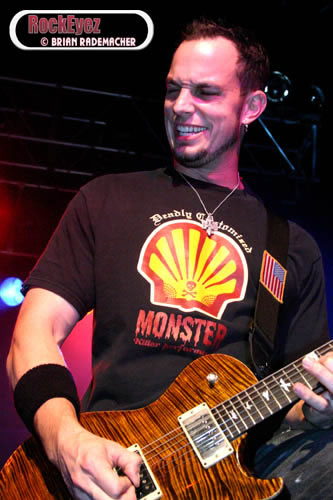 Index of /interviews/2011-08-alter-bridge-creed/