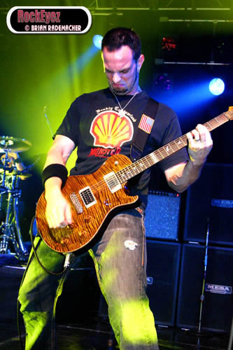 Index of /interviews/2011-08-alter-bridge-creed/