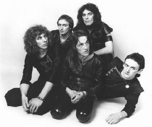 Rock Eyez - Dicken (Broken Home) Interview