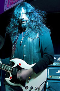 Rock Eyez - Interview with Jimi Bell - Guitar (House Of Lords)