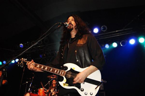 Rock Eyez - Interview with Jimi Bell - Guitar (House Of Lords)